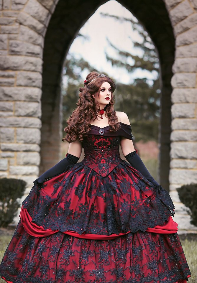 Victorian – Romantic Threads